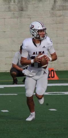 Lucas Dunn – Quarterbacks vs Cancer